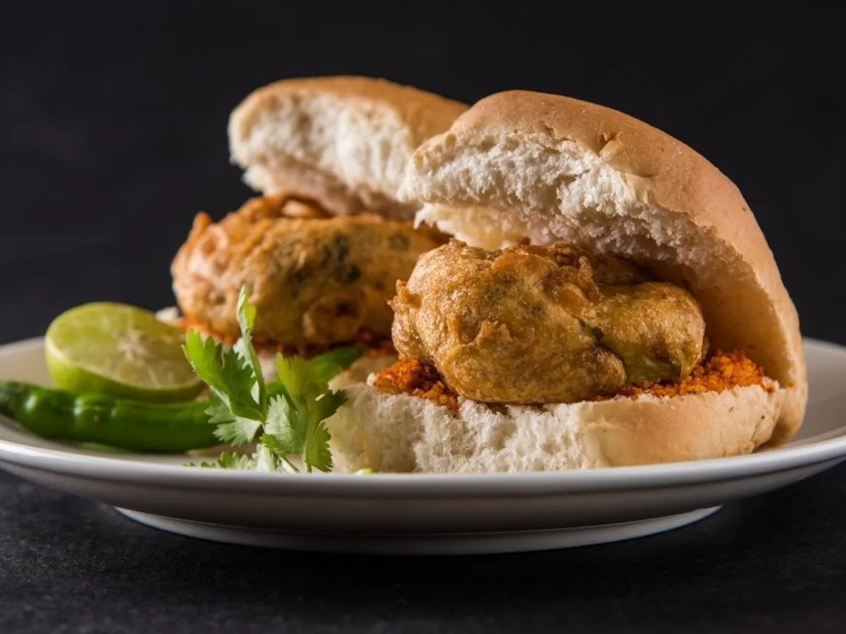 India’s Street Food Wonders You Can’t Afford to Miss - By The Aspect Ratio